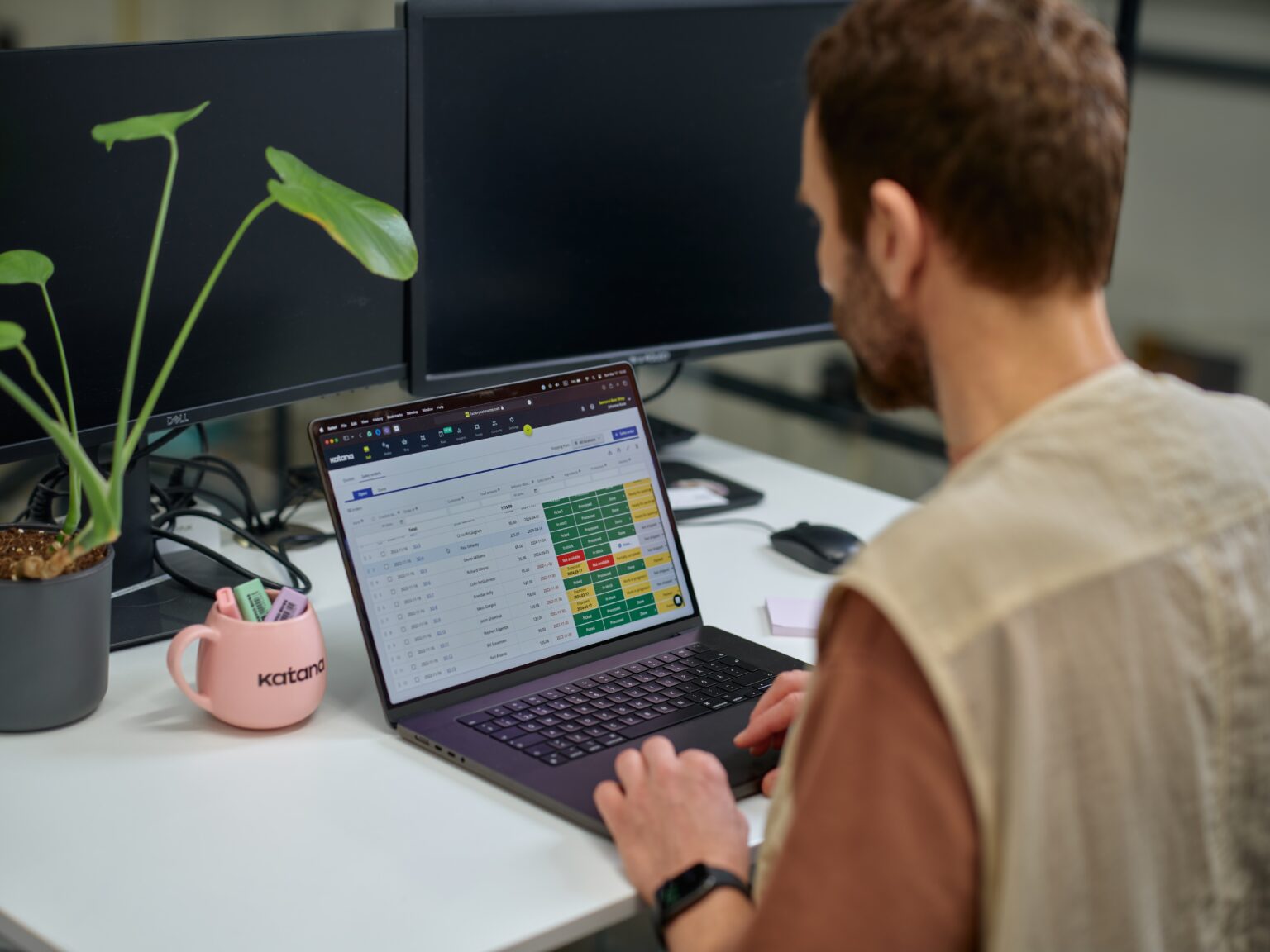 Batch Scheduling: Definition, Usage, and Example — Katana