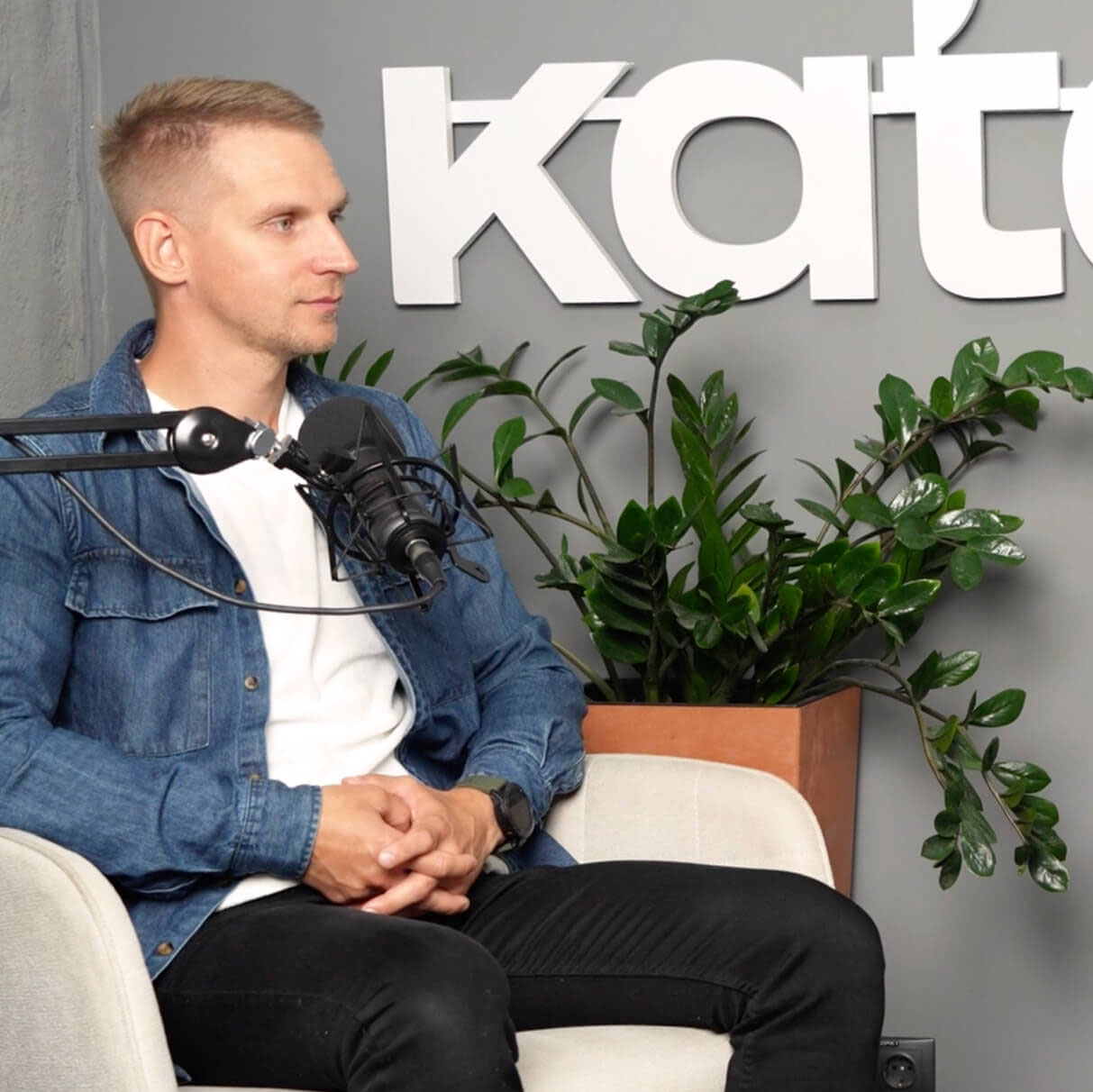 AI for Inventory Management: Gimmick or a Way Forward? — Katana